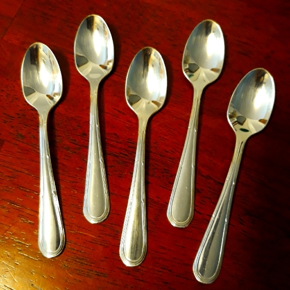 Oneida Silversmiths | Dining | Oneida Silverplate Demitasse Spoons ...